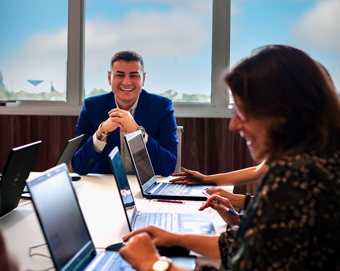 Dia do Empreendedor: Abandonado na infância, Alex Araújo é hoje um dos ...