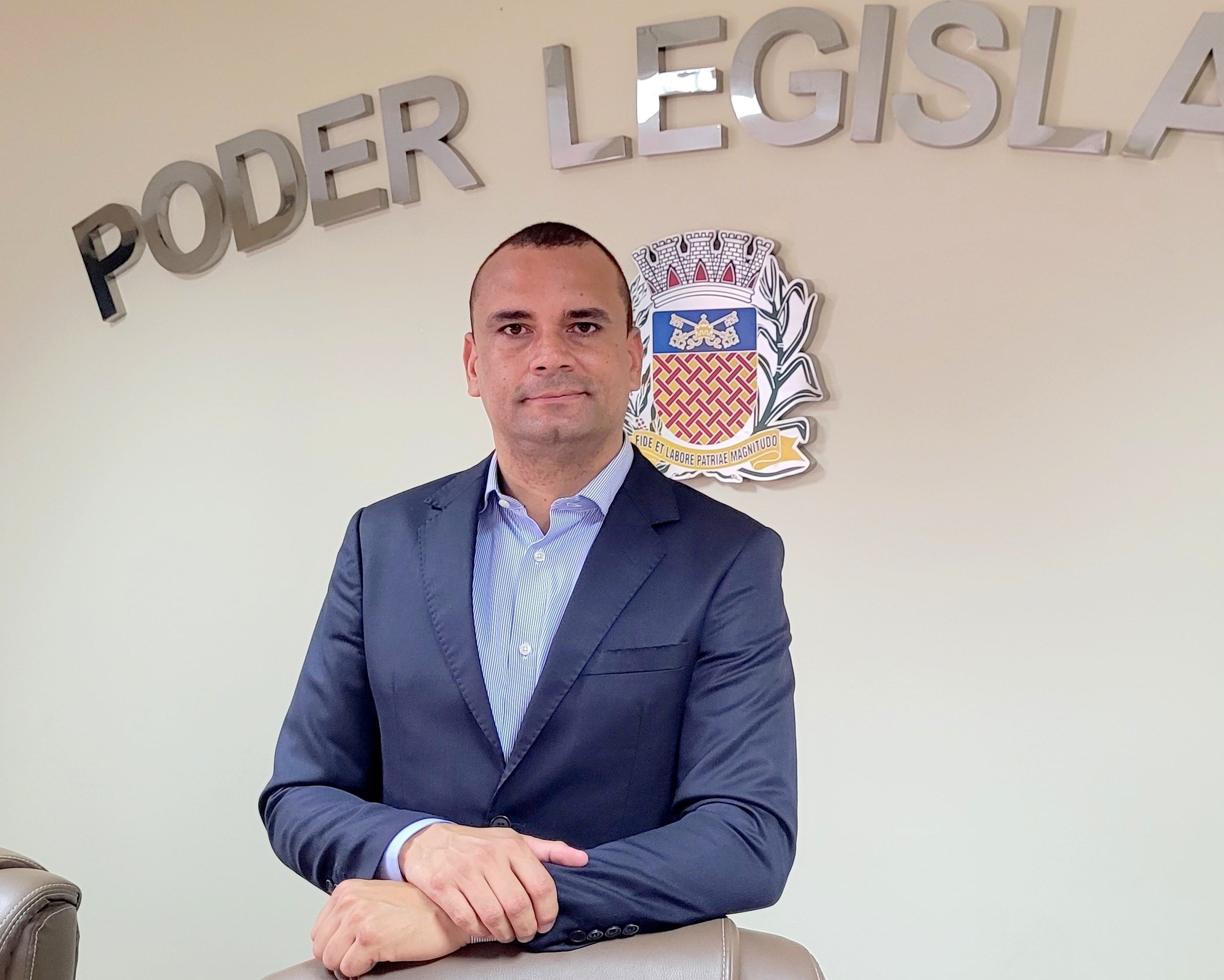 Adriano Vitor é novo presidente da Câmara Municipal de São Pedro ...